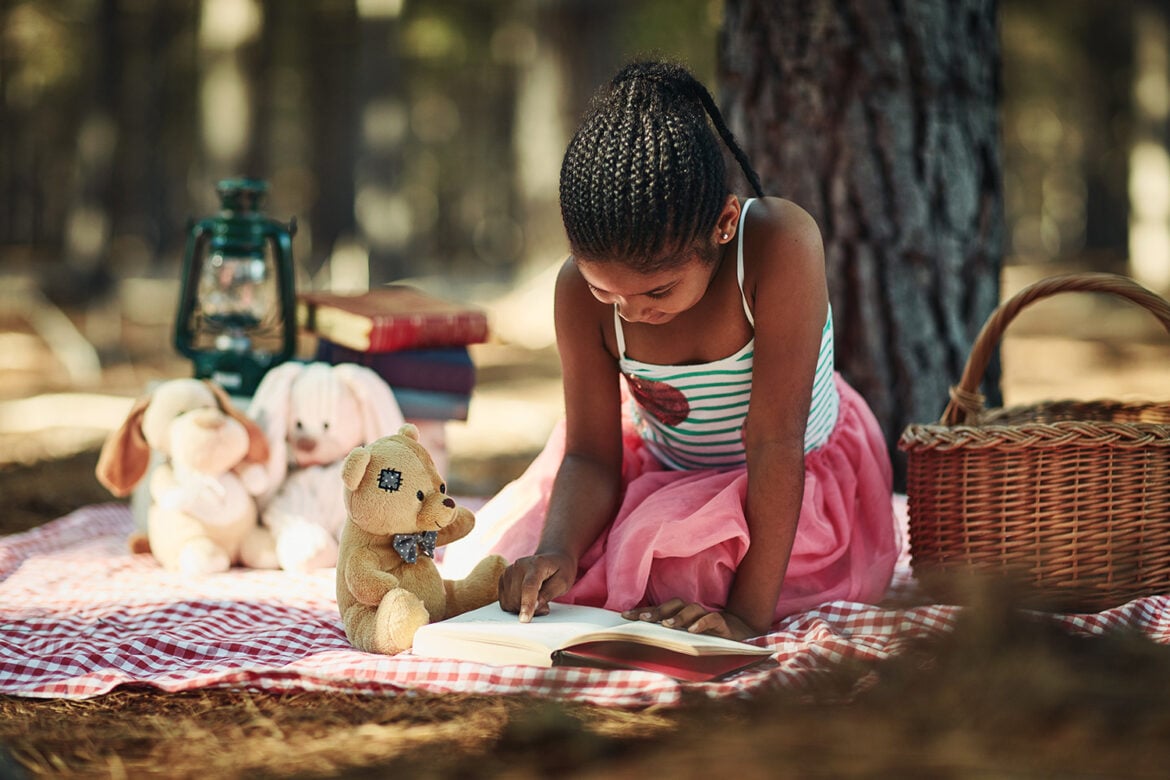 How to Keep Kids Reading All Summer (Without a Battle) - Reading Chest